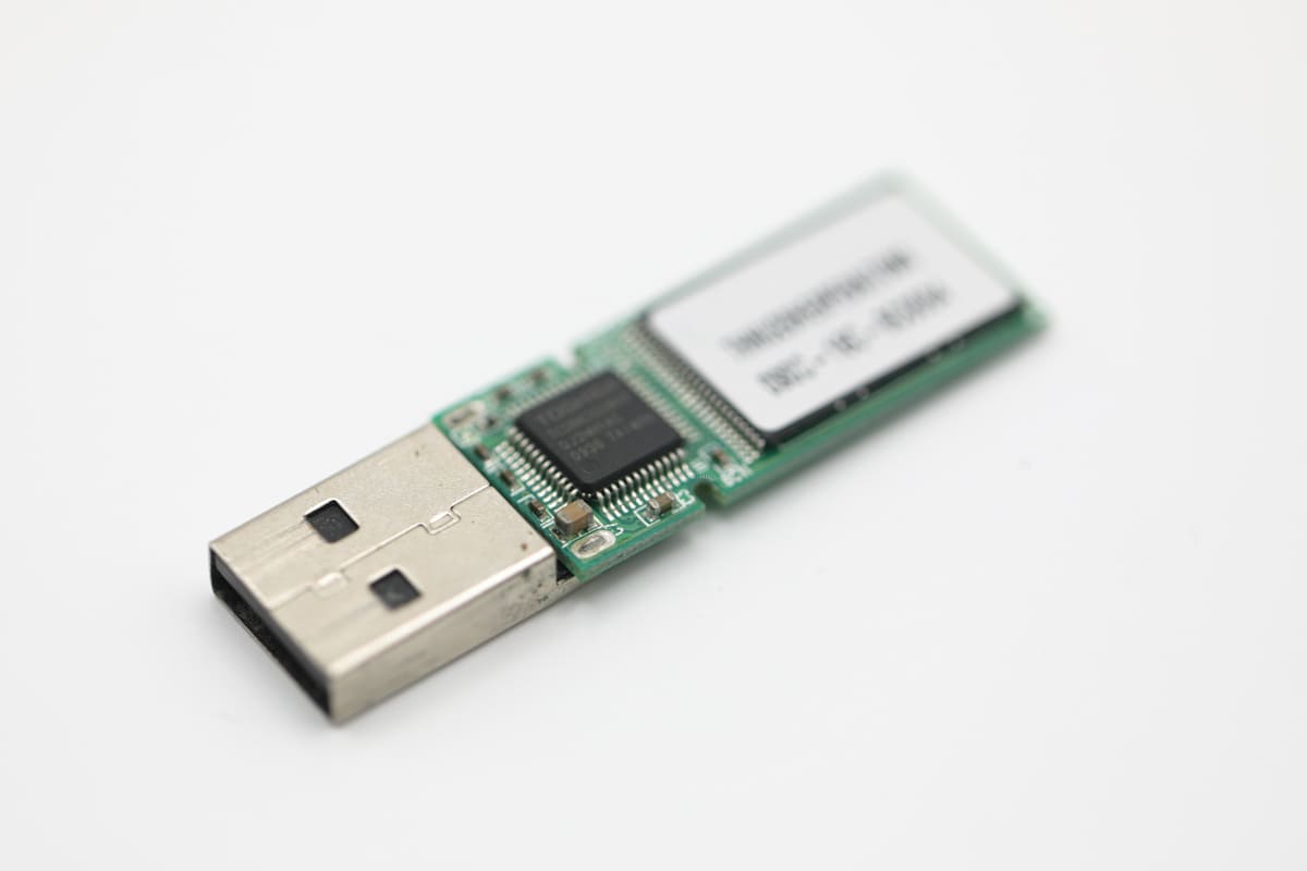 Monolithic Flash Drive With No Backup | PITS Global Monolithic Flash Drive With No Backup | PITS Global